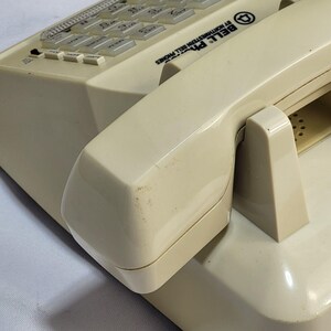 VTG Beige Ma Bell Push Button Corded Touch Tone Desk Top Office Phone ...