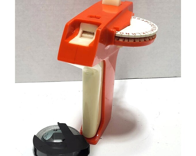 Vintage 70s Era Dymo Home Label Maker Model 1800 Orange Classic Wheel ...