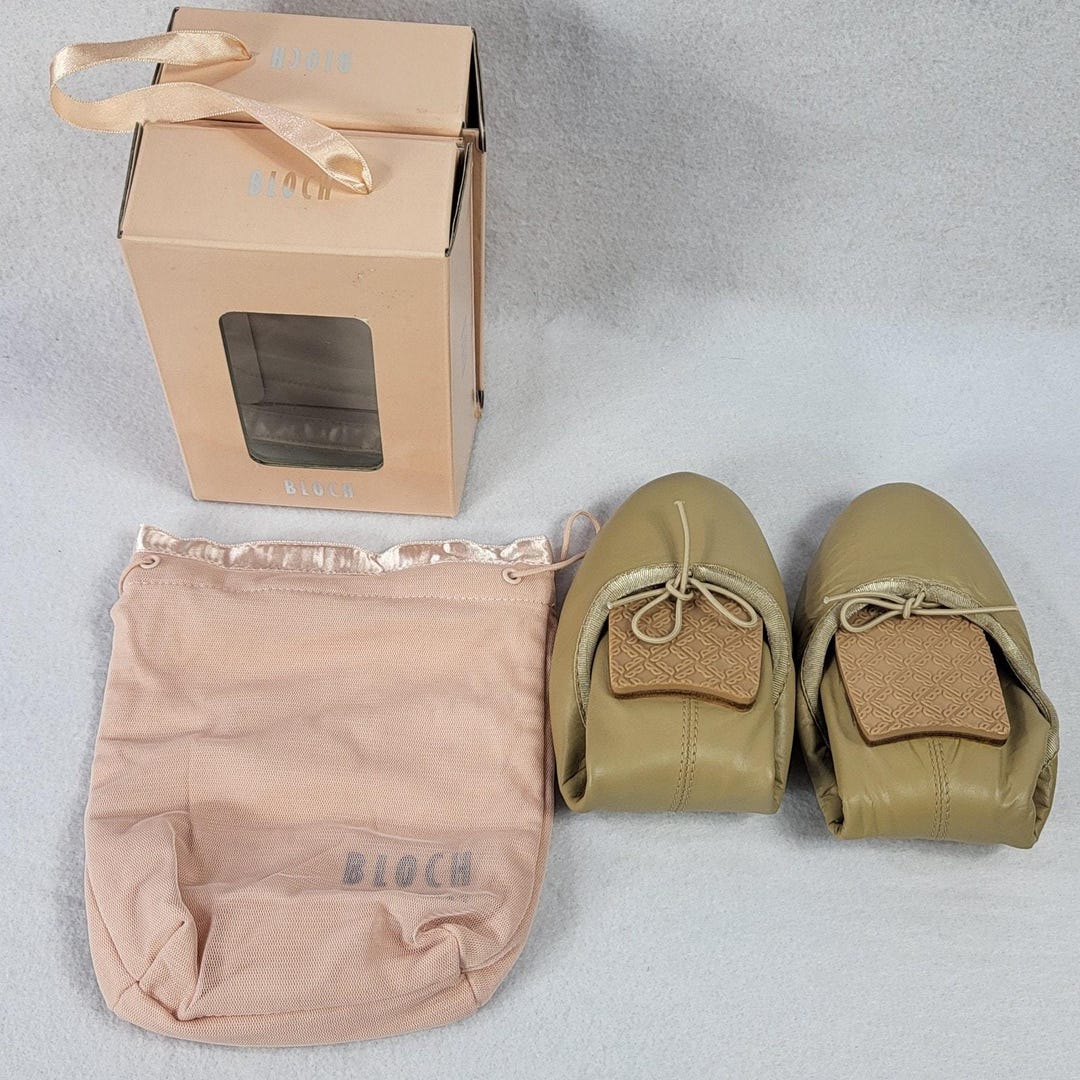Bloch Ladies Roll up Ballet Flats Foldable Purse Comfy Shoes Beige Tan ...