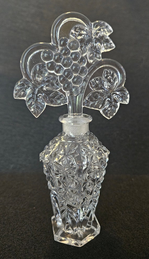 Grape Vine Perfume Bottle - Gem