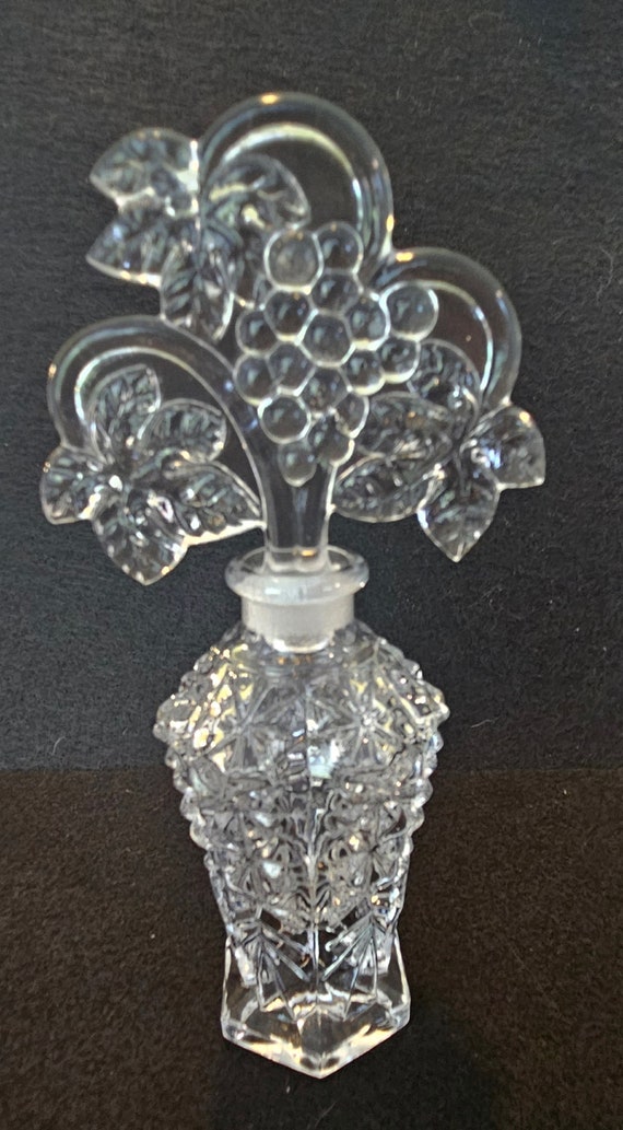 Grape Vine Perfume Bottle - Gem