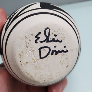 Navajo Pottery Vase Signed by Artist Elsie L Dini. Vintage Navajo Vase ...