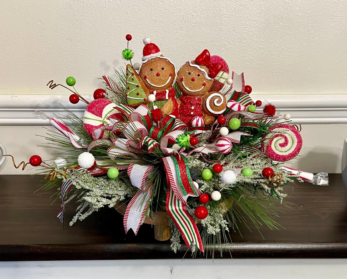 Christmas Gingerbread Arrangement, Christmas Peppermint Candy ...