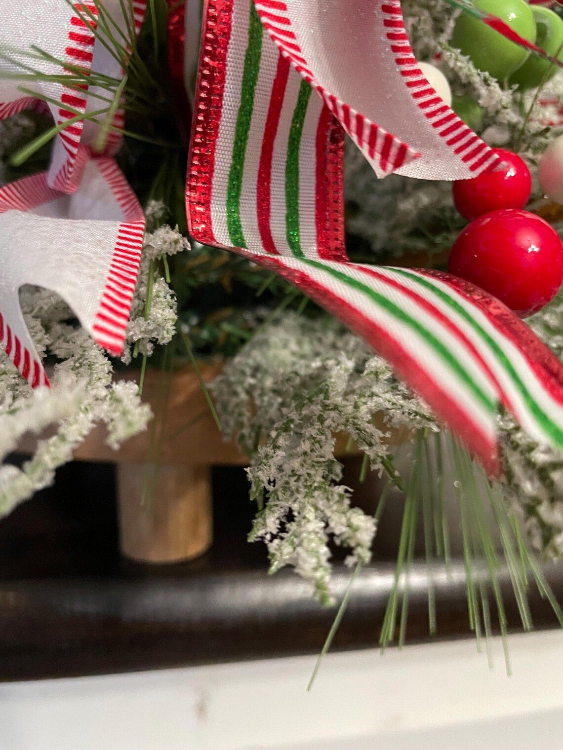 Christmas Gingerbread Arrangement, Christmas Peppermint Candy ...