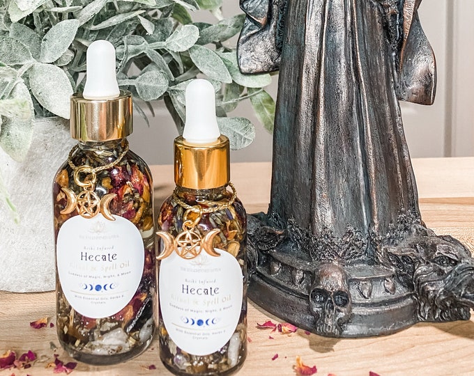 Hecate Anointing, Devotion, Ritual, and Spell Oil ~ Honoring Hecate ...