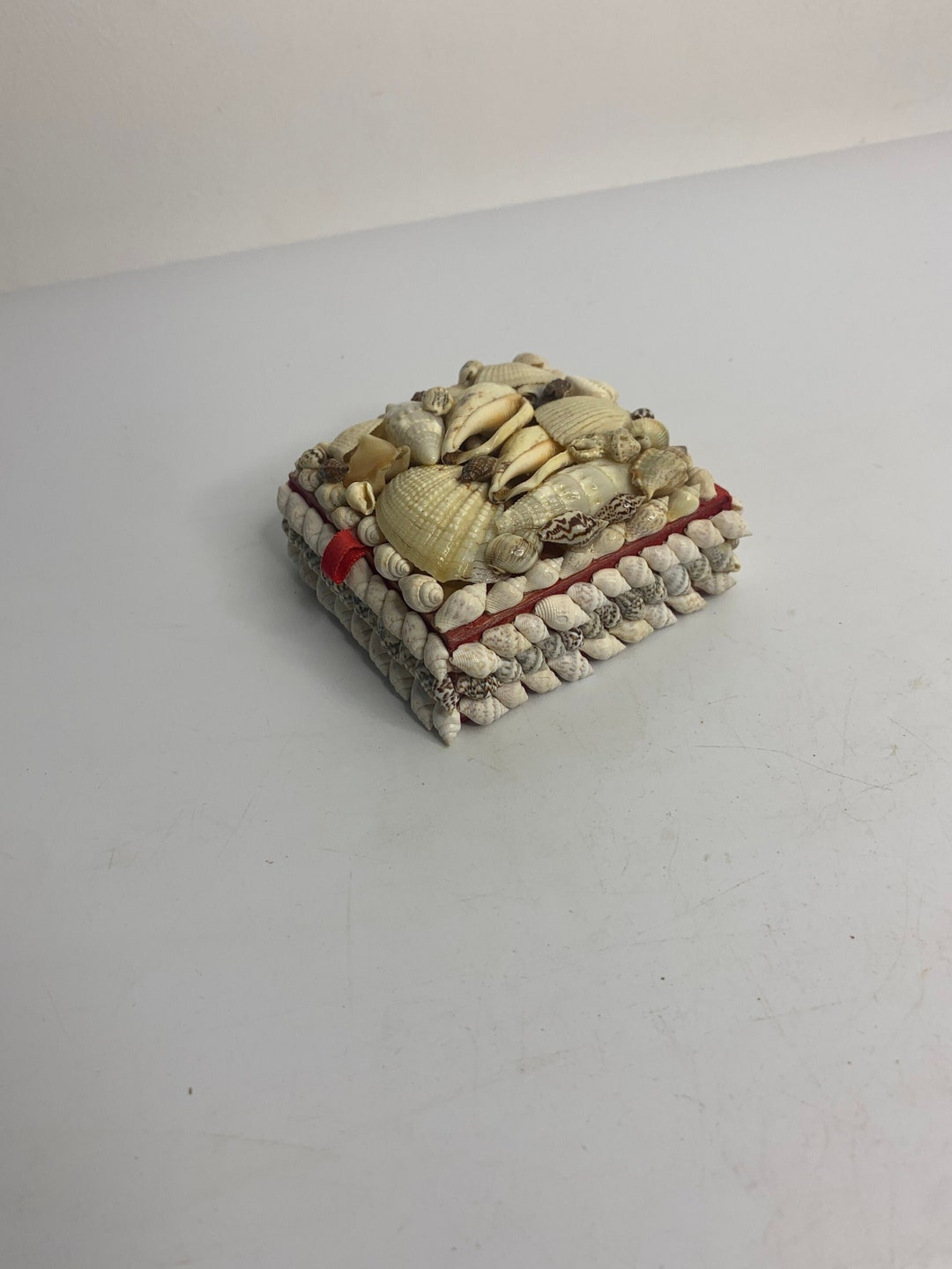 Vintage Shell Jewelry Box - Etsy