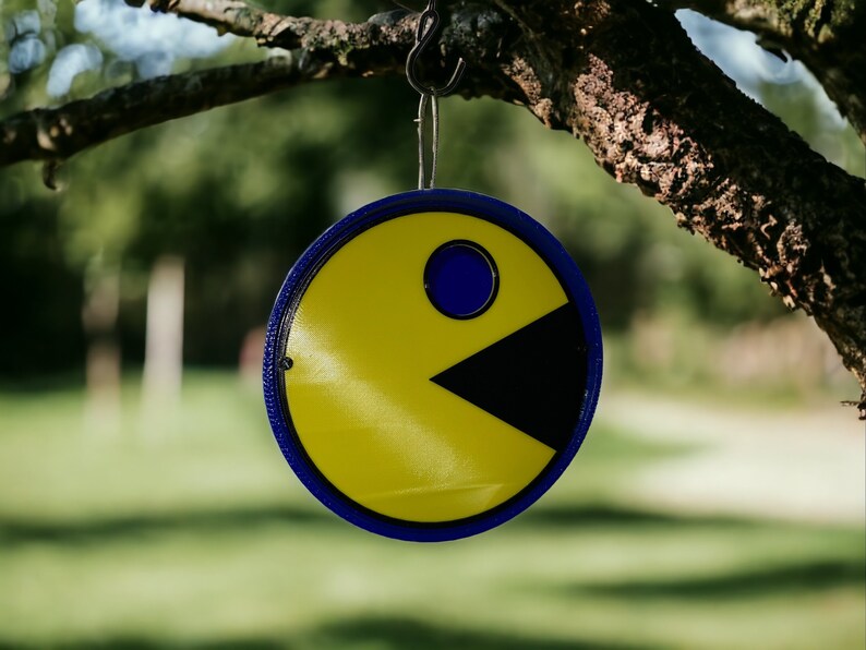 Pacman Bird House, Indoor or Outdoor Pac Man Yard Art Birdhouse Blue ...