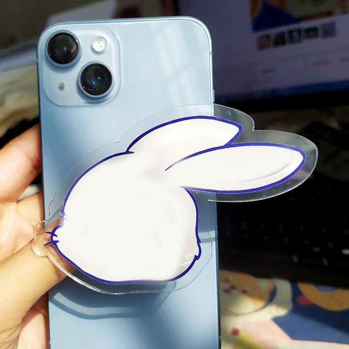 Newjeans Tokki Enamel Pin // Grip Tok for Phone Case - Etsy Canada