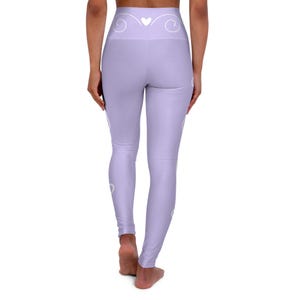 Lavender Sports Outfit Workout Set Athletic Wear Purple Bra Leggings ...