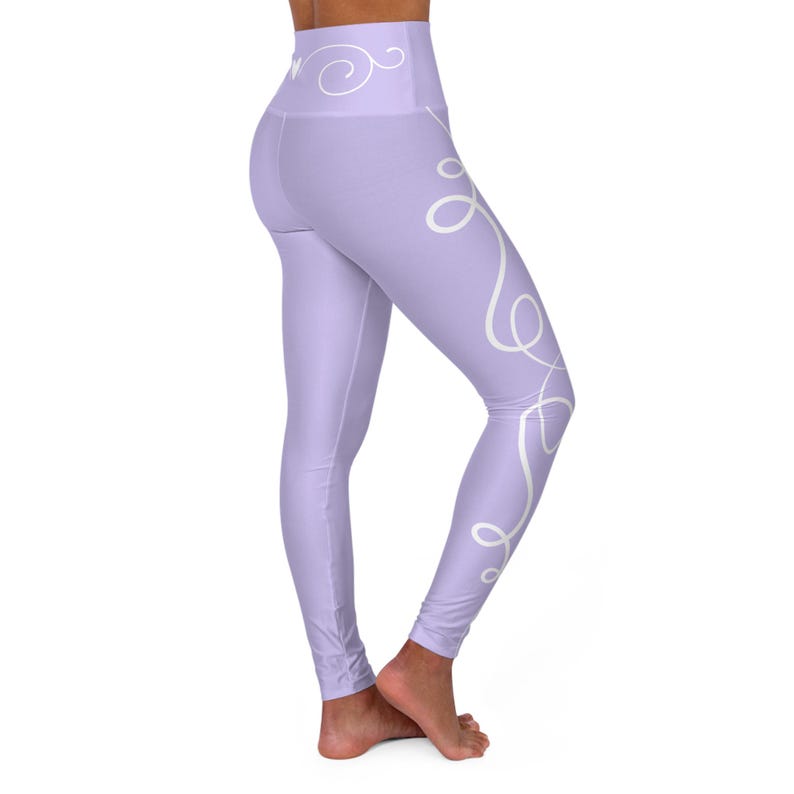 Lavender Sports Outfit Workout Set Athletic Wear Purple Bra Leggings ...