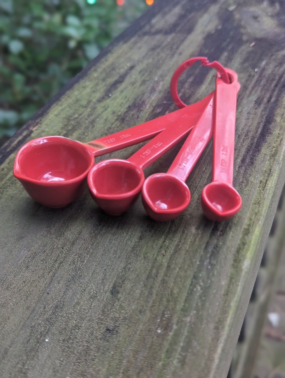Williams Sonoma Red Measuring Spoons Set of Four With Wear on the ...