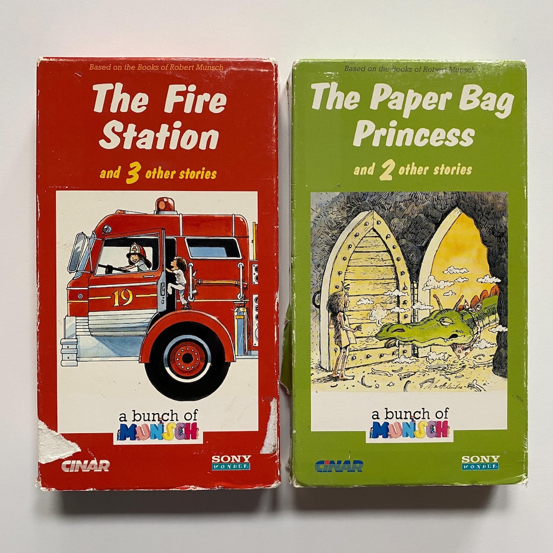 Robert Munsch Bunch of Munsch VHS PAIR Paper Bag Princess and the Fire ...