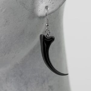 Raptor Claw Earrings -- Dinosaur Fossil Replica & Hypoallergenic ...
