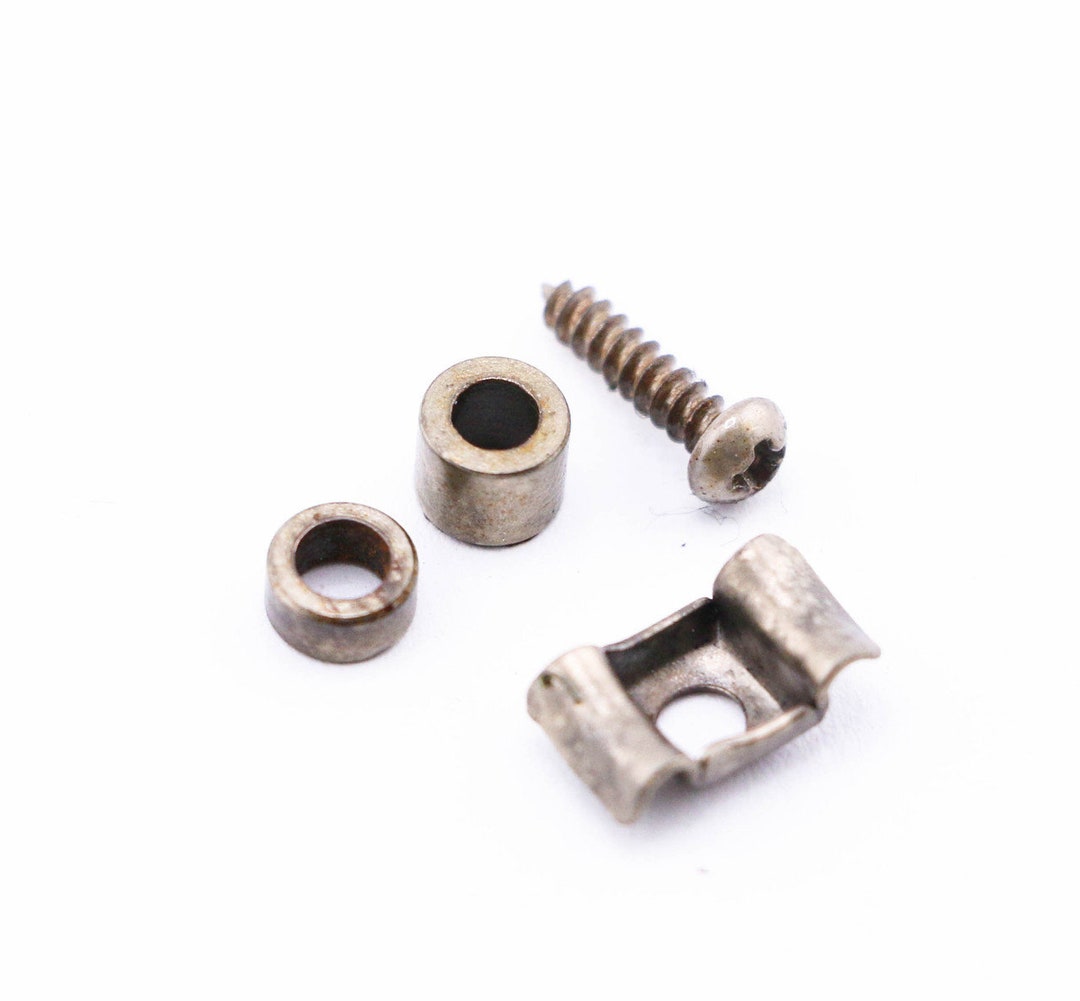 AGP ™ - Fender ® Strat ® Tele ® Aged Relic Butterfly String Retainer ...