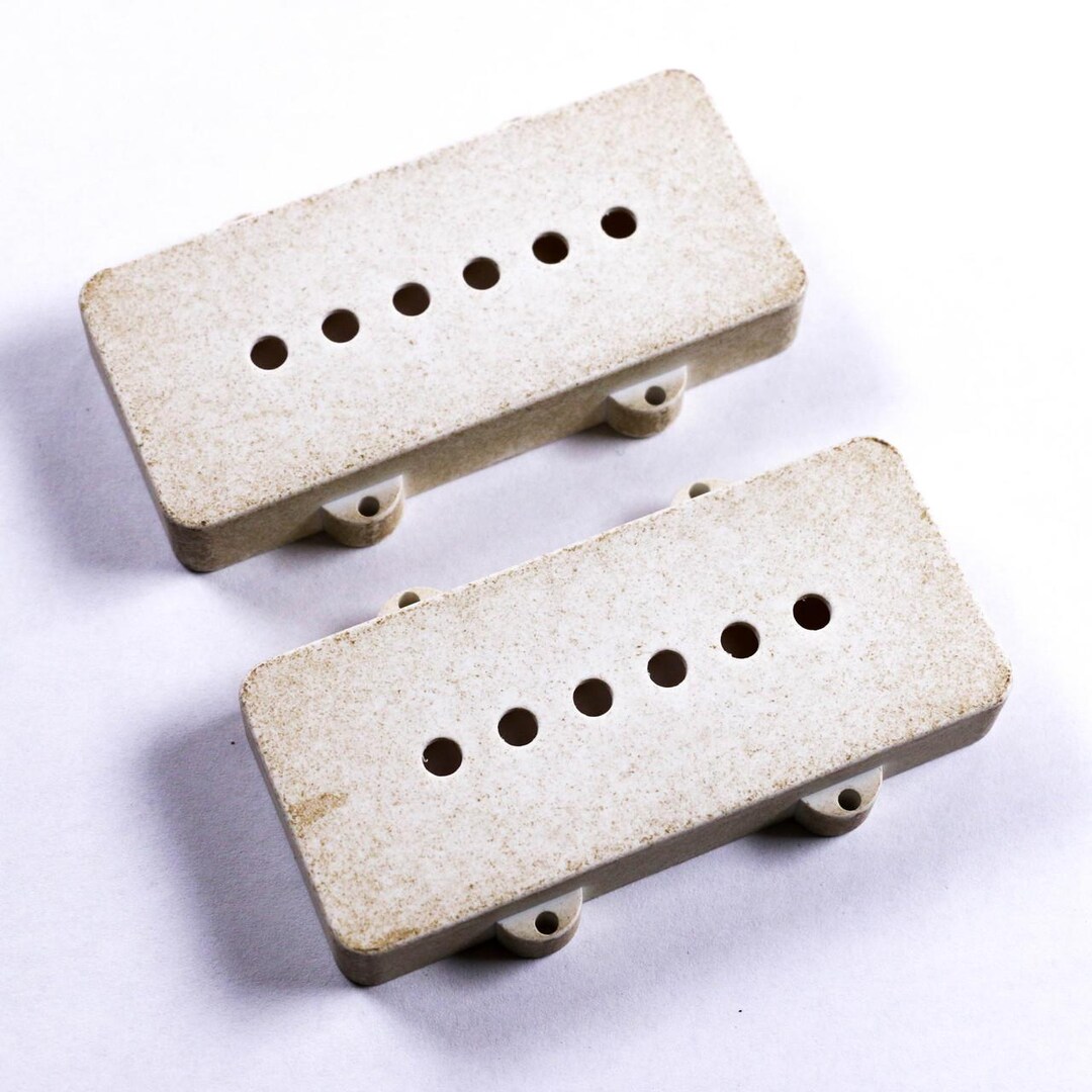 AGP ™ - Jazzmaster ® Guitar Pickup Cover Set 51mm Aged Relic #192623 - Etsy