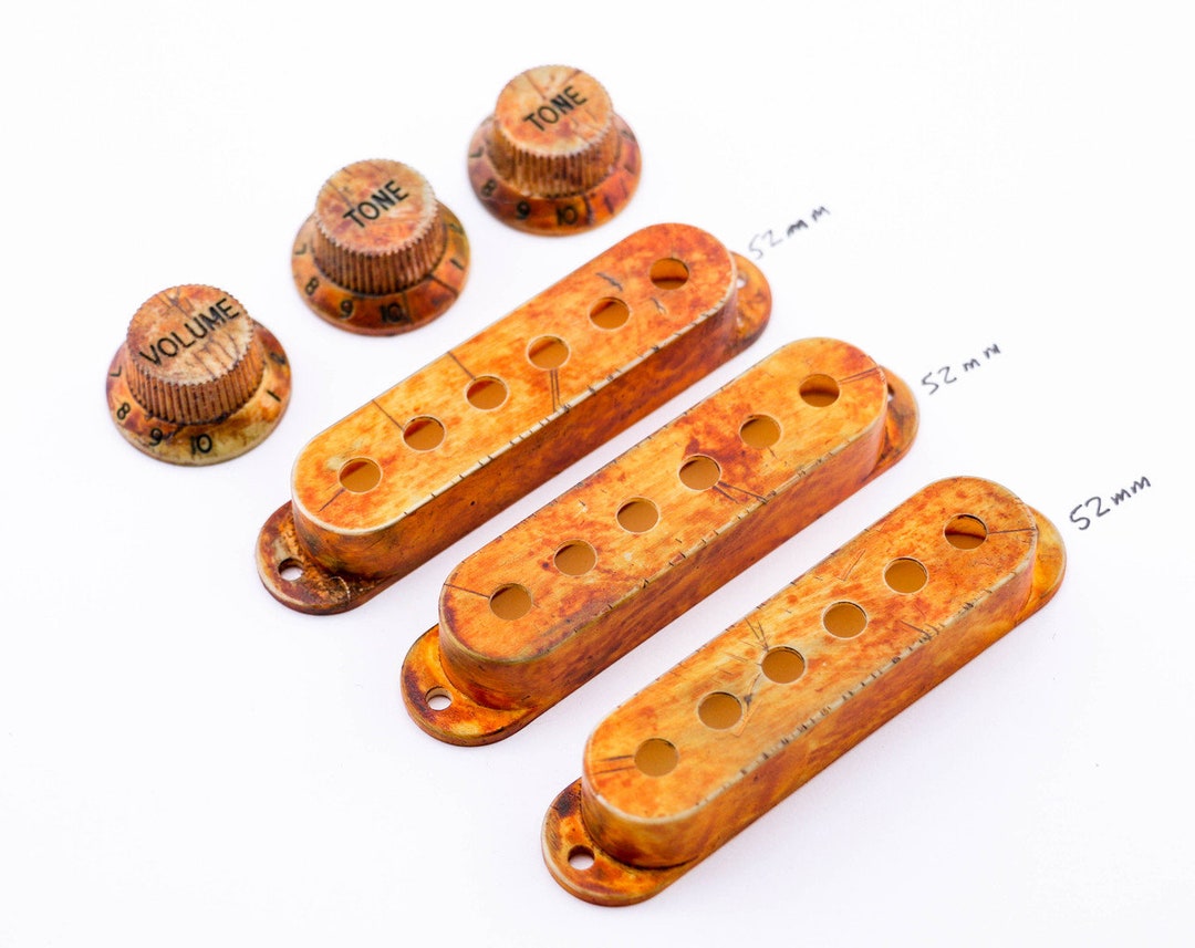 AGP ™ Relic Stratocaster ® Aged Pickups Covers 52/52/52mm Pole Spacing ...