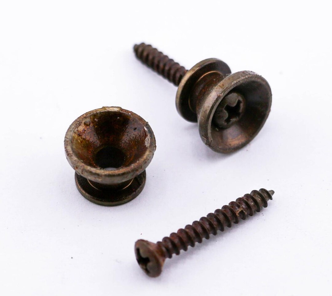 AGP ™ Fender ® Stratocaster ® Telecaster ® Aged Relic Nickel Strap ...