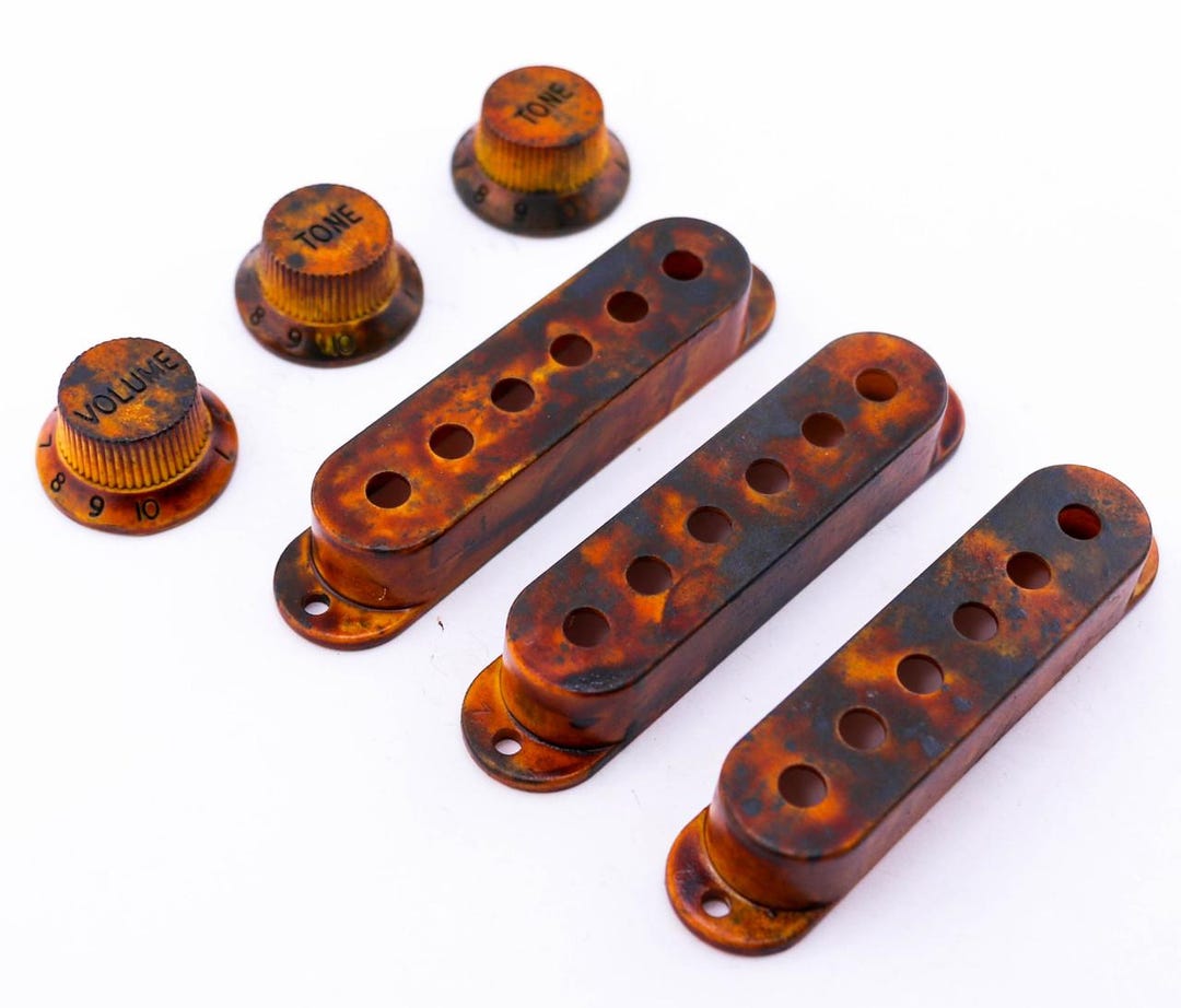 AGP ™ Relic Stratocaster ® Pickups Covers *52/52/52mm Pole Spacing ...