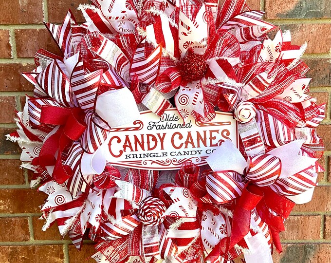 Candy Cane Christmas Wreath, Red and White Wreath, Candy Cane Wreath - Etsy