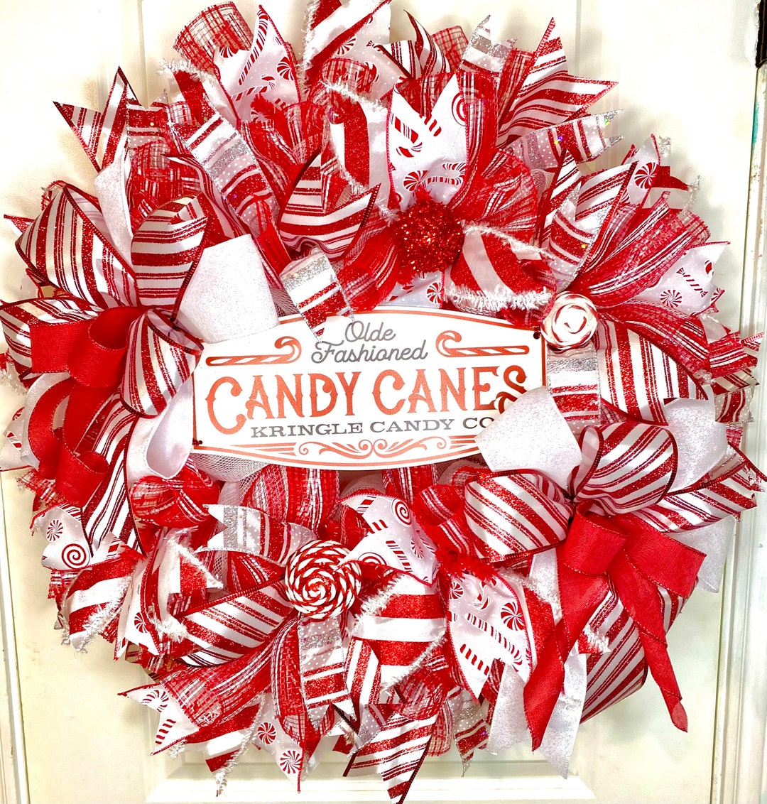 Candy Cane Christmas Wreath, Red and White Wreath, Candy Cane Wreath - Etsy