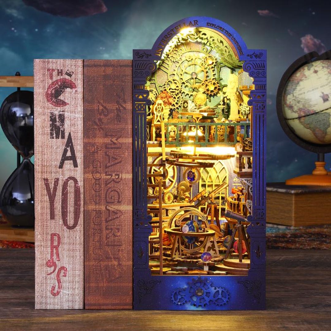 DIY Wooden Interstellar Exploration Book Nook Kit, Interstellar Theme ...