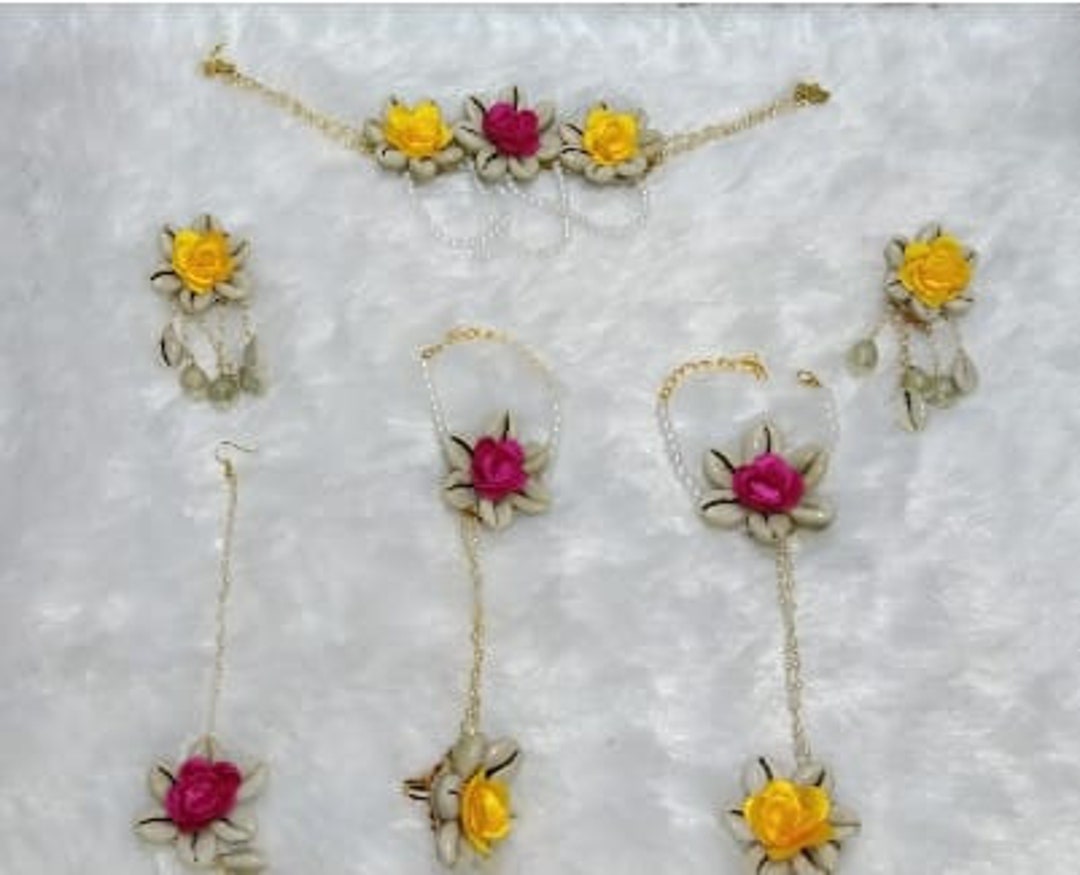 Multicolour Sea Shell Jewellery for Haldi Function, Necklace Earrings ...