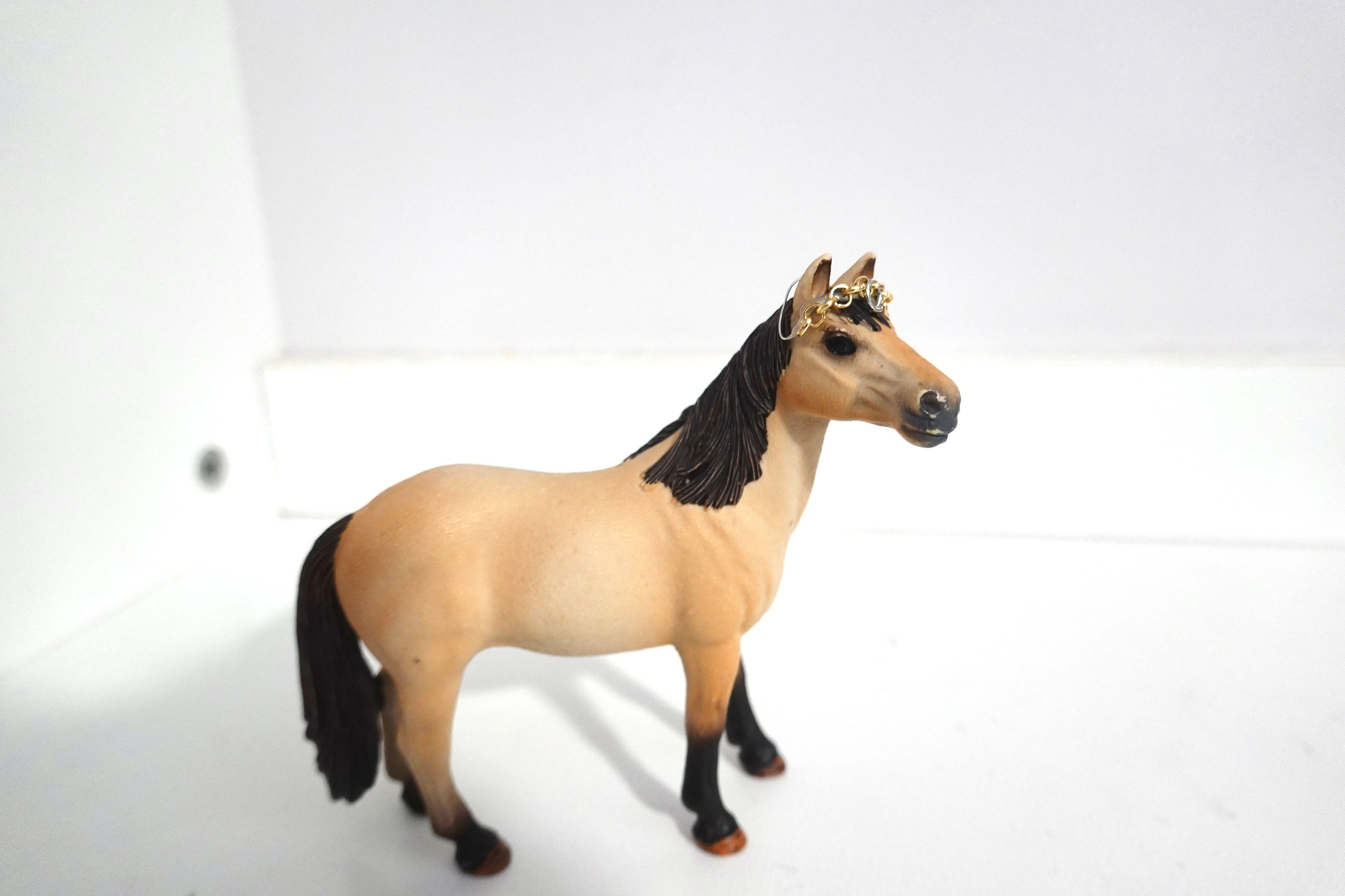 Schleich Horse Gold Crown - Etsy Australia