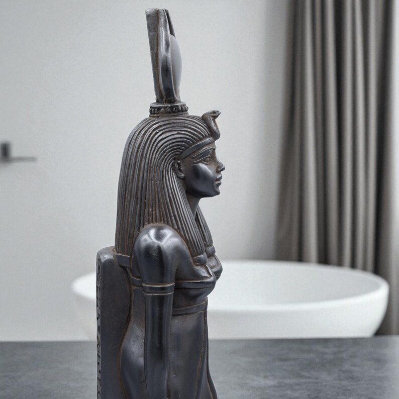Isis Statue ,statue of Goddess Magic Isis ,goddess of Love and ...