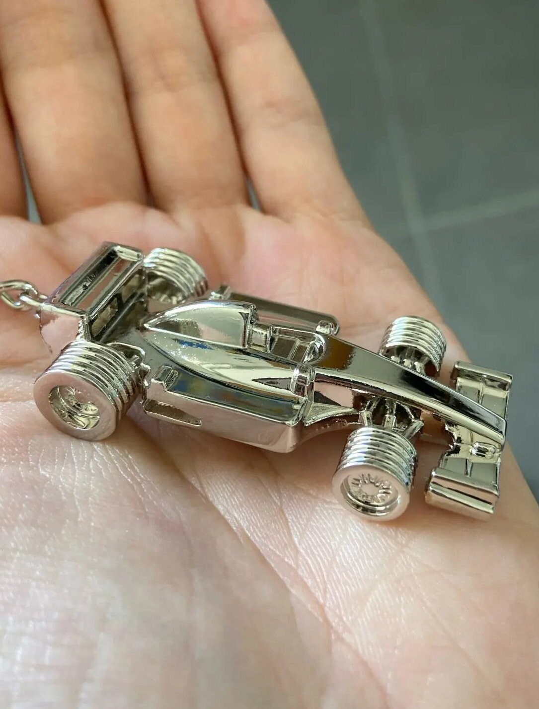 Formula 1 Race Car Keyring High Detail F1 Car Keychain Perfect Gift for ...