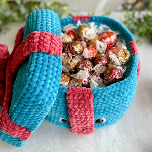 Big Christmas Present Crochet Pattern, Plush Present With Removable Lid ...