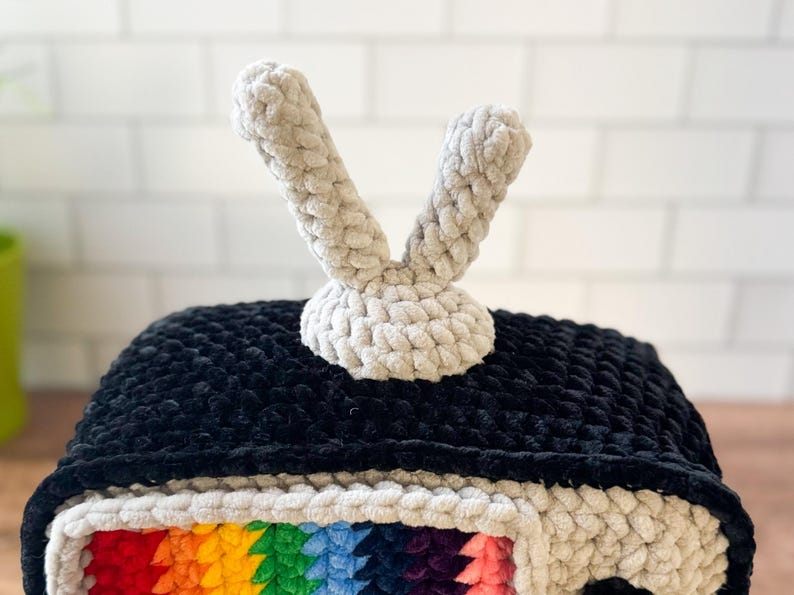 Rainbow Retro TV Crochet Pattern PDF – Amigurumi Television Plush ...