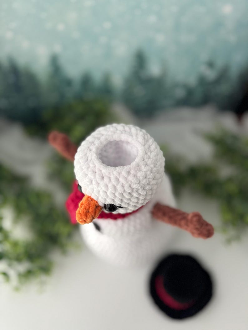 Stack & Stash Snowman: A Stackable Snowman Crochet Pattern That Doubles ...