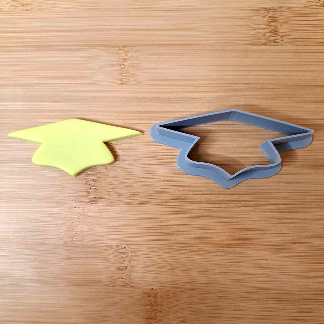 Graduation Cap Cookie Cutter. Mortarboard Biscuit. 3D Printed PLA ...
