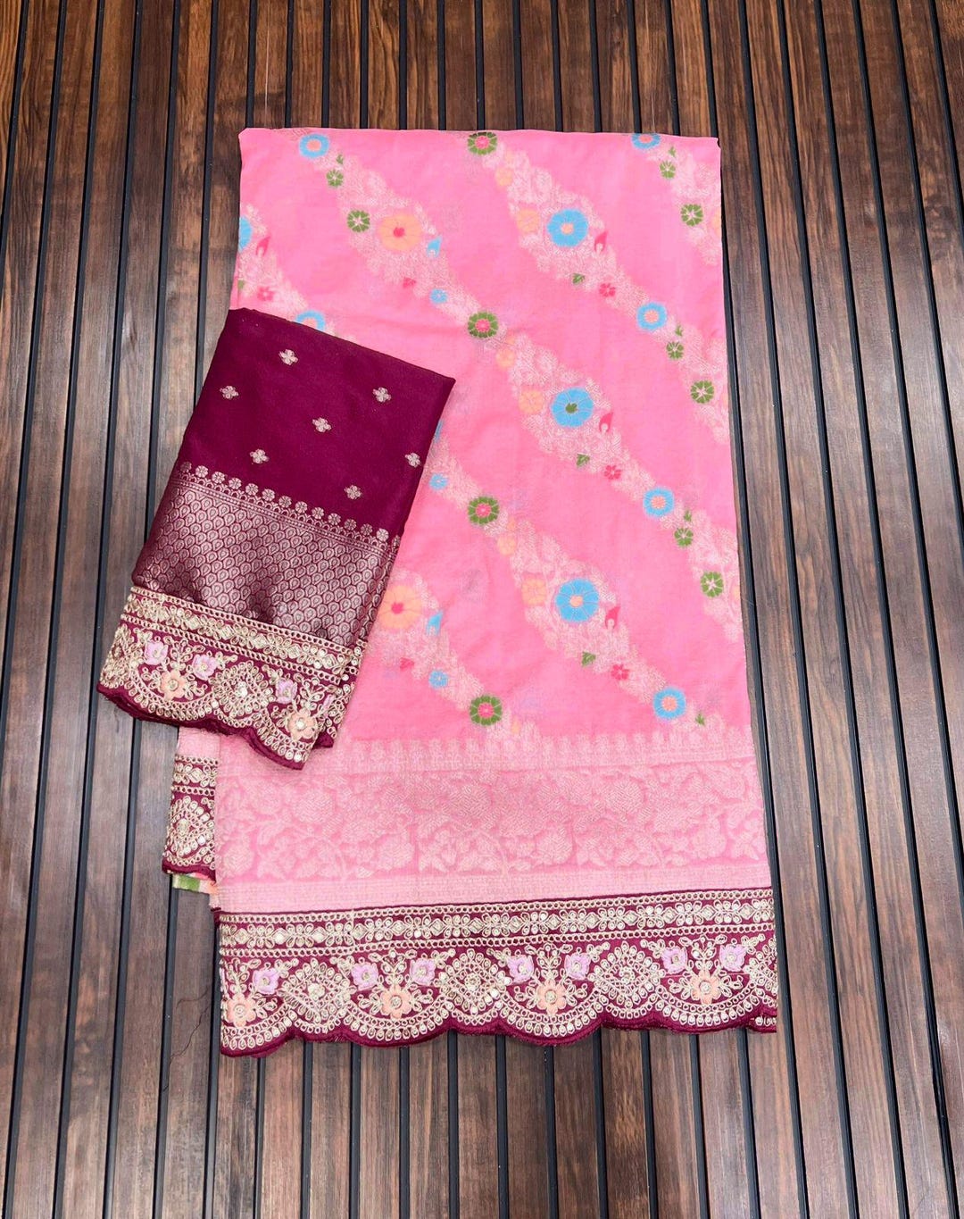 Pure Khadi Crepe Georgette Pattu Saree With Meenakari Jacquard Leheriya ...