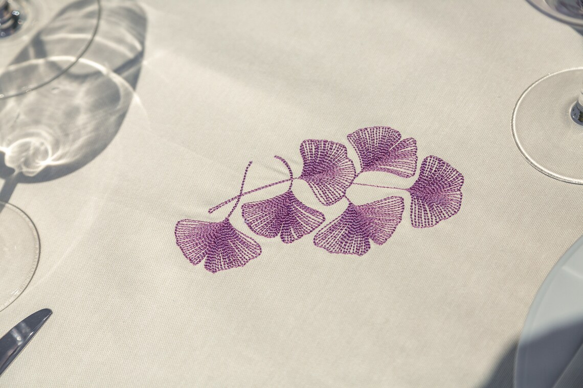 PLUM Table Set - Etsy