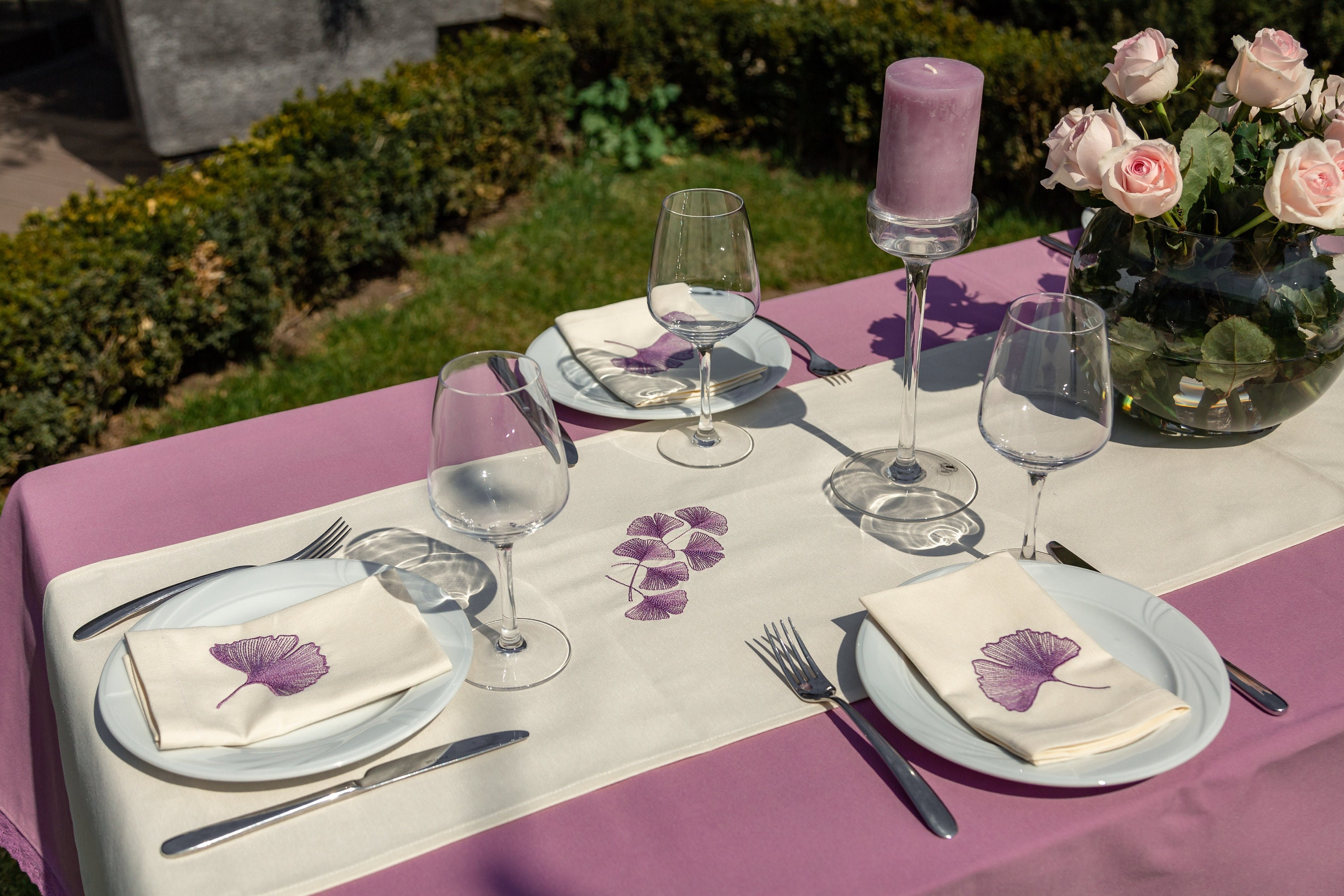 PLUM Table Set - Etsy