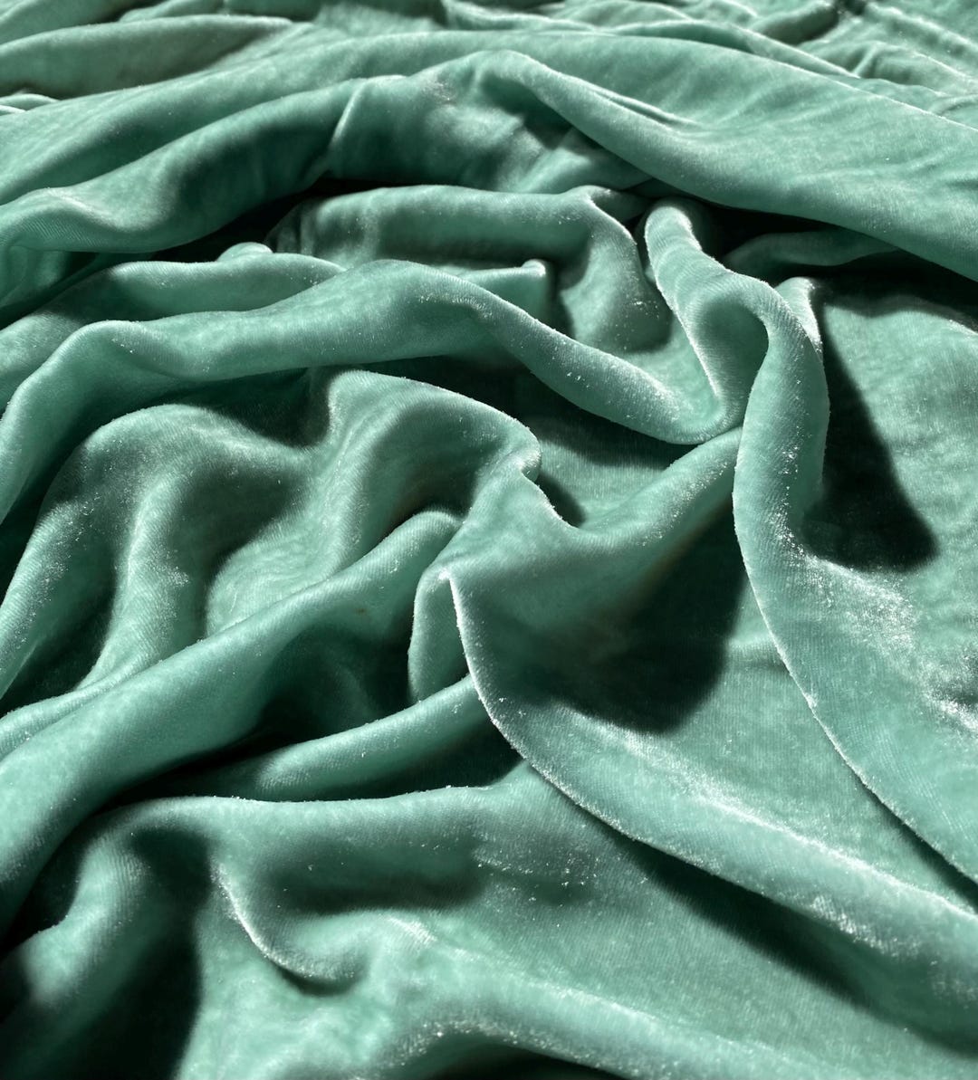 Mint Silk Velvet Fabric by Yard – Luxury Mulberry Velvet for Apparel ...
