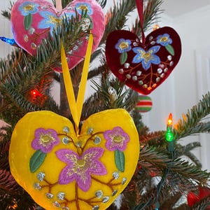 Silk Velvet Heart With Flower Embroidery for Gift/home Decor/ornament ...