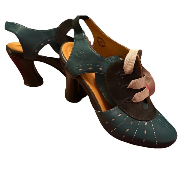 Fluevog Shoes - Etsy Canada