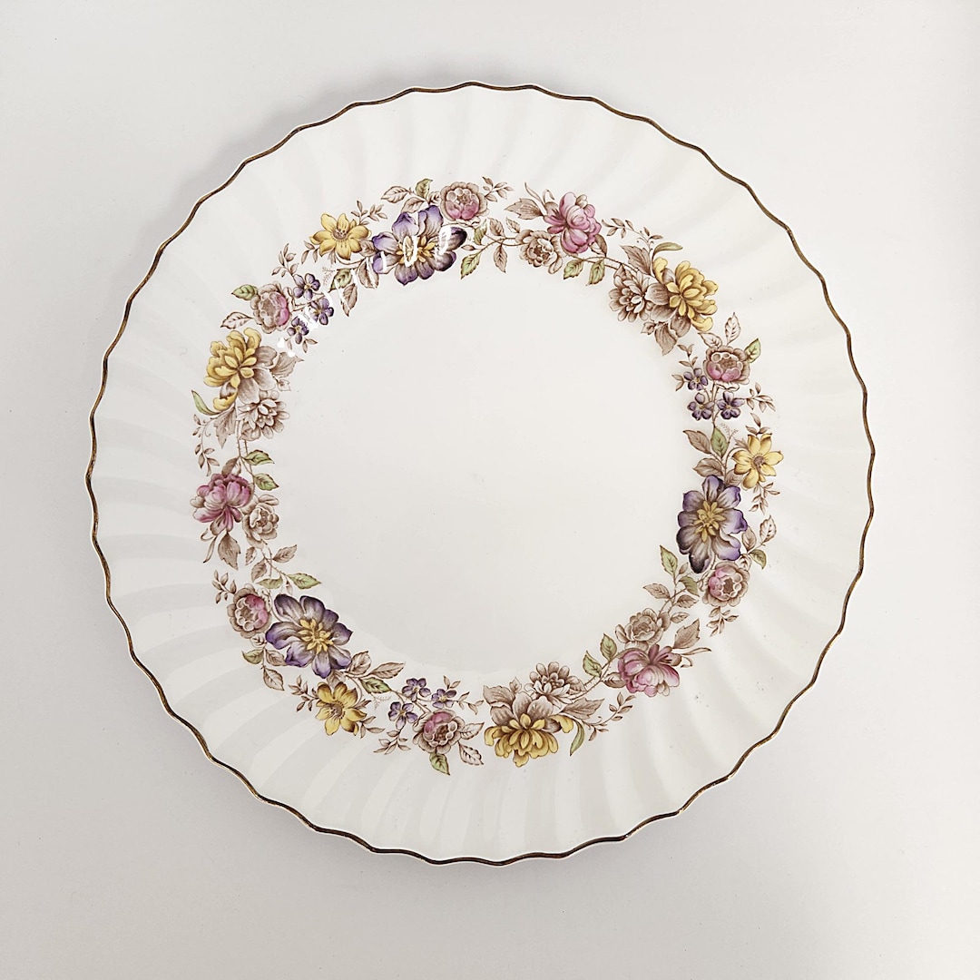 Vintage English Royal Doulton Mayfair H4897 - 10 1/2 Inch Bone China ...