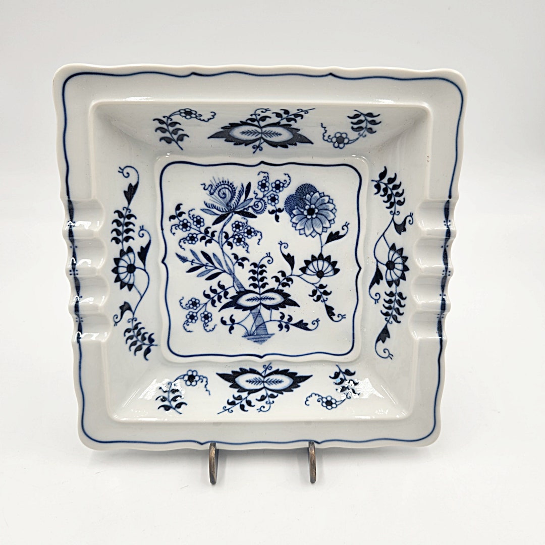 Vintage 1970's Blue Danube Blue and White Onion Pattern Square Ashtray ...