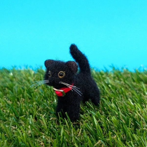 Small Felt Cat - Etsy