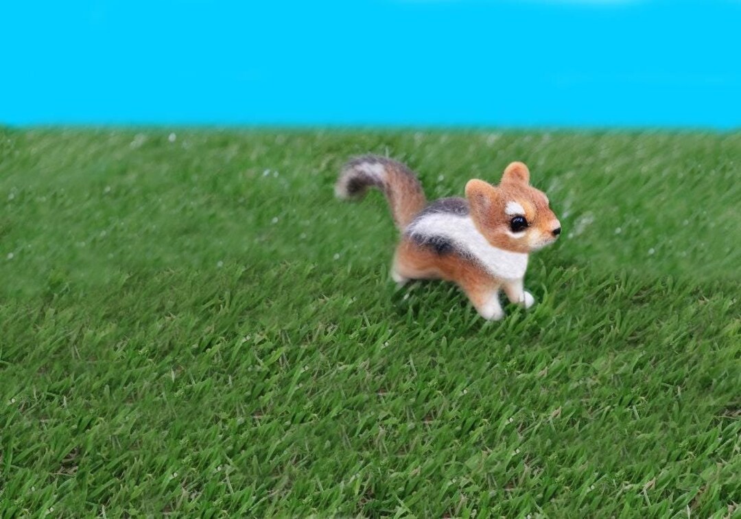 Needle Felted Chipmunk, Miniature Chipmunk, Chipmunk Figurine, Little ...