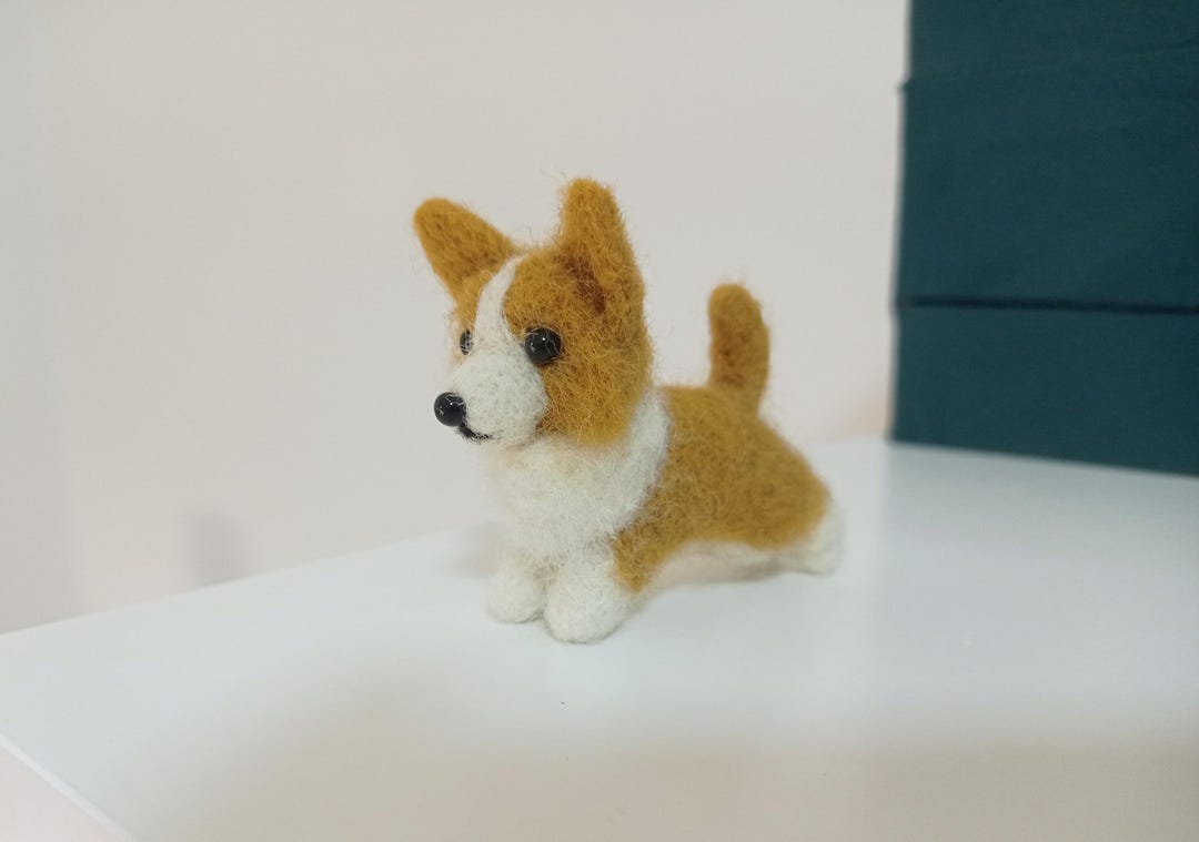 Miniature Welsh Corgi, Dollhouse Little Dog 1:12, Needle Felted Welsh ...