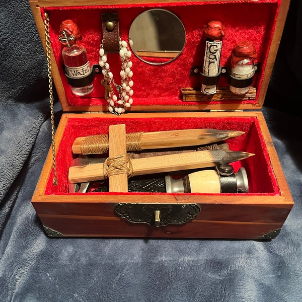 Vampire Hunting Kit - Etsy