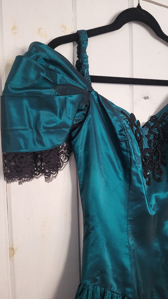 1990s Vintage Alfred Angelo Teal Tafita & Lace Off Sh… - Gem