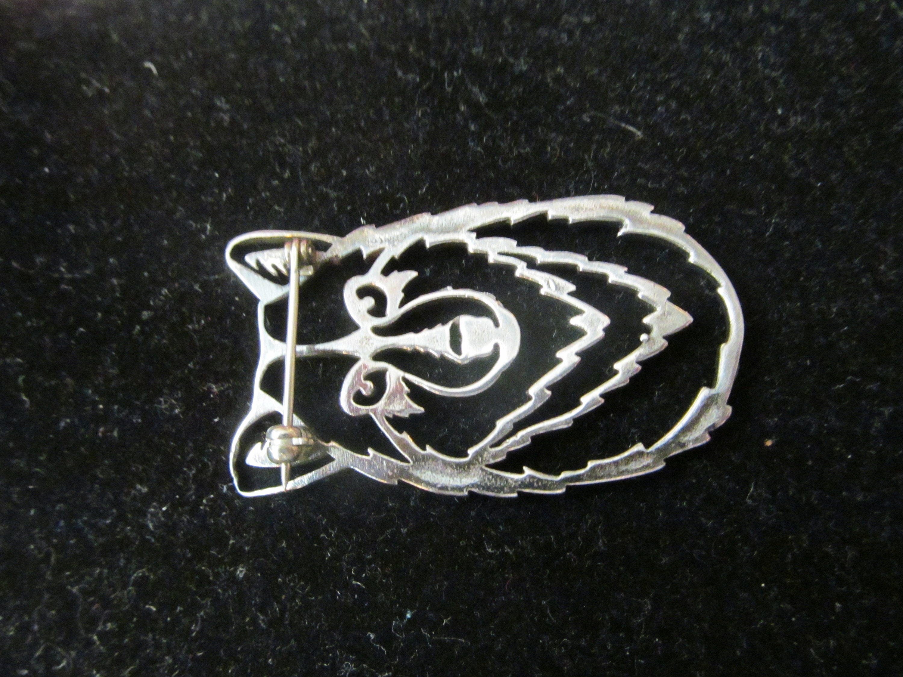 Vintage Silver Wolf Pin - Etsy