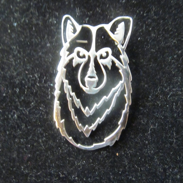 Wolf Pin - Etsy