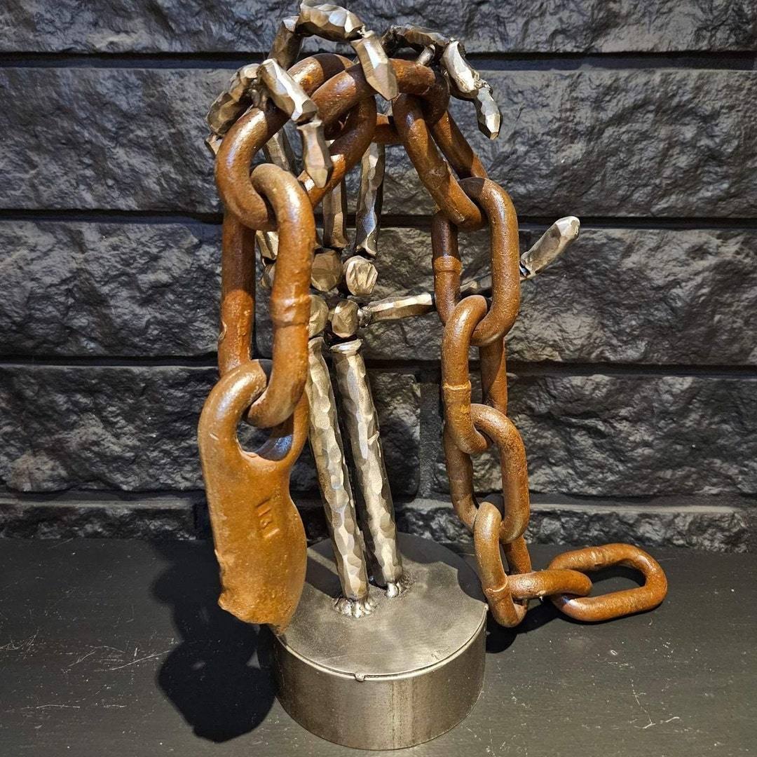 BROKEN ART SCULPTURE, Chains, Metal Art, Industrial Art, Art Deco ...