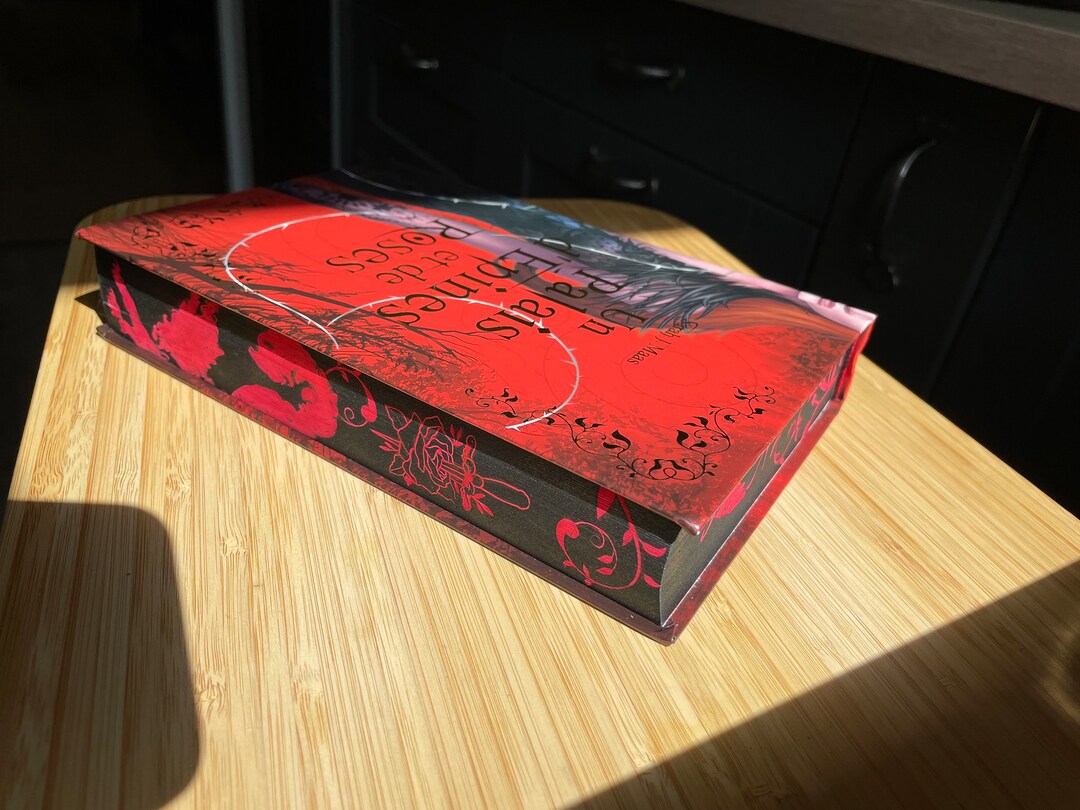 A Palace of Thorns and Roses Jaspage Collector Acotar - Etsy
